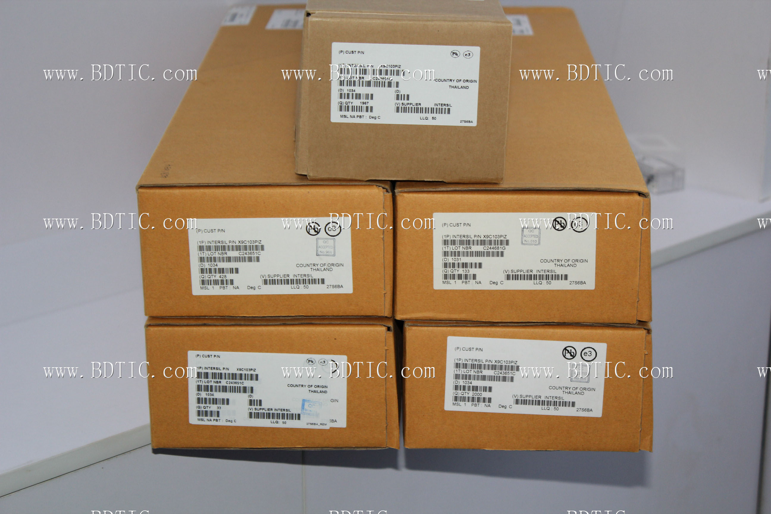 X9C103PIZ 高清晰芯片实物图片_BDTIC 代理Intersil 英特矽尔X9C103PIZ